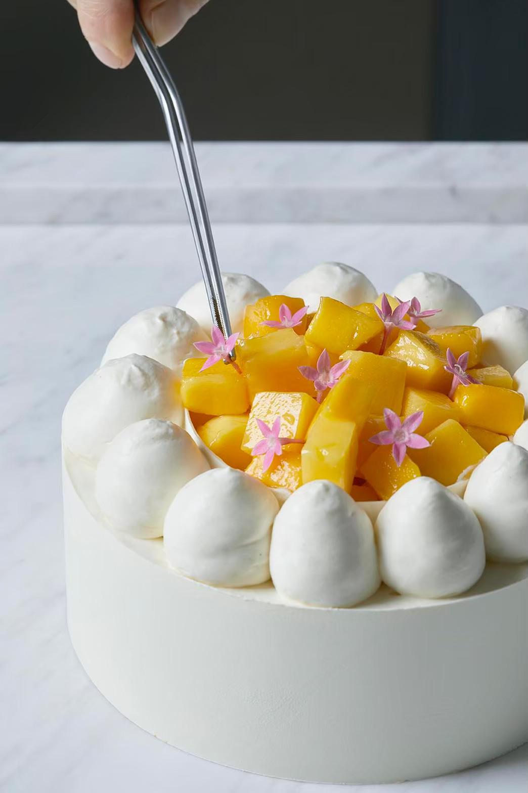 Jag gör bakverk för att förgylla någons dag - Swiss Education Group